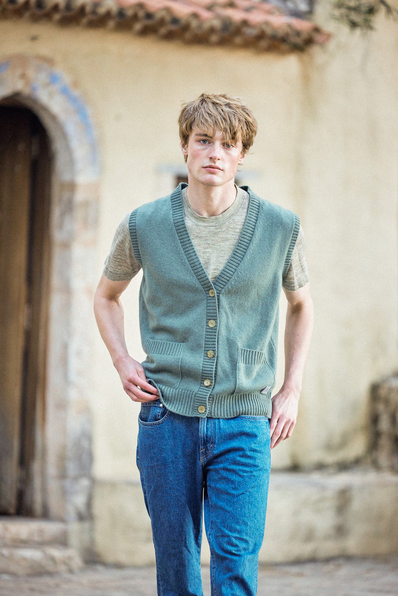 Nicolas - Smoked Grass – Linnea Lund